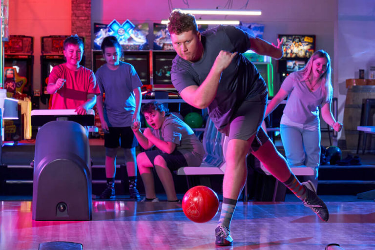 Disco Bowling - Superstrike Tenpin Bowling